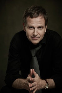 ケヴィン・ケナー Kevin Kenner | IMC MUSIC Management